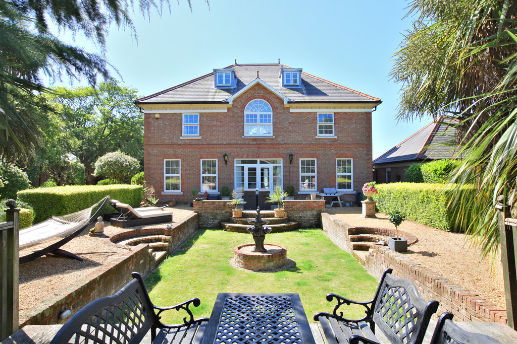 6 of the best properties on the market | Signature Team | Fenn Wright