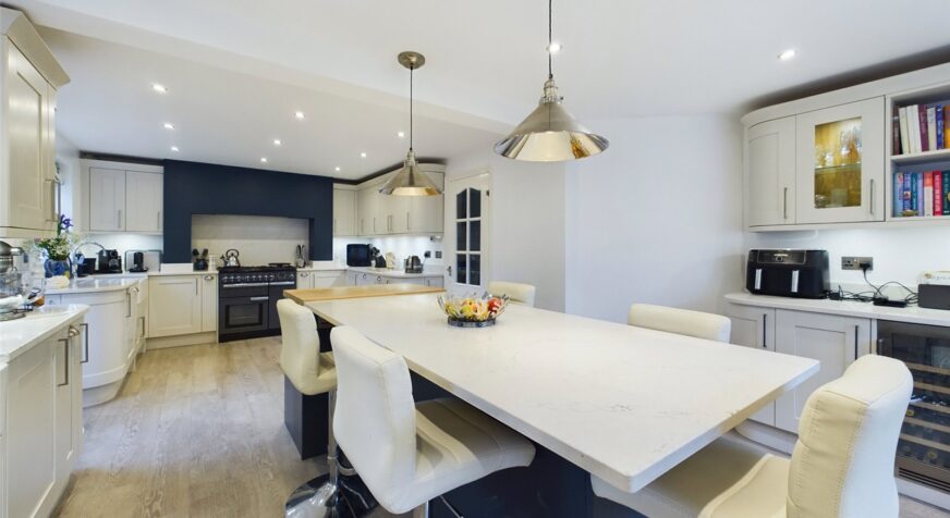 Six of the best... four bedroom family homes - Fenn Wright