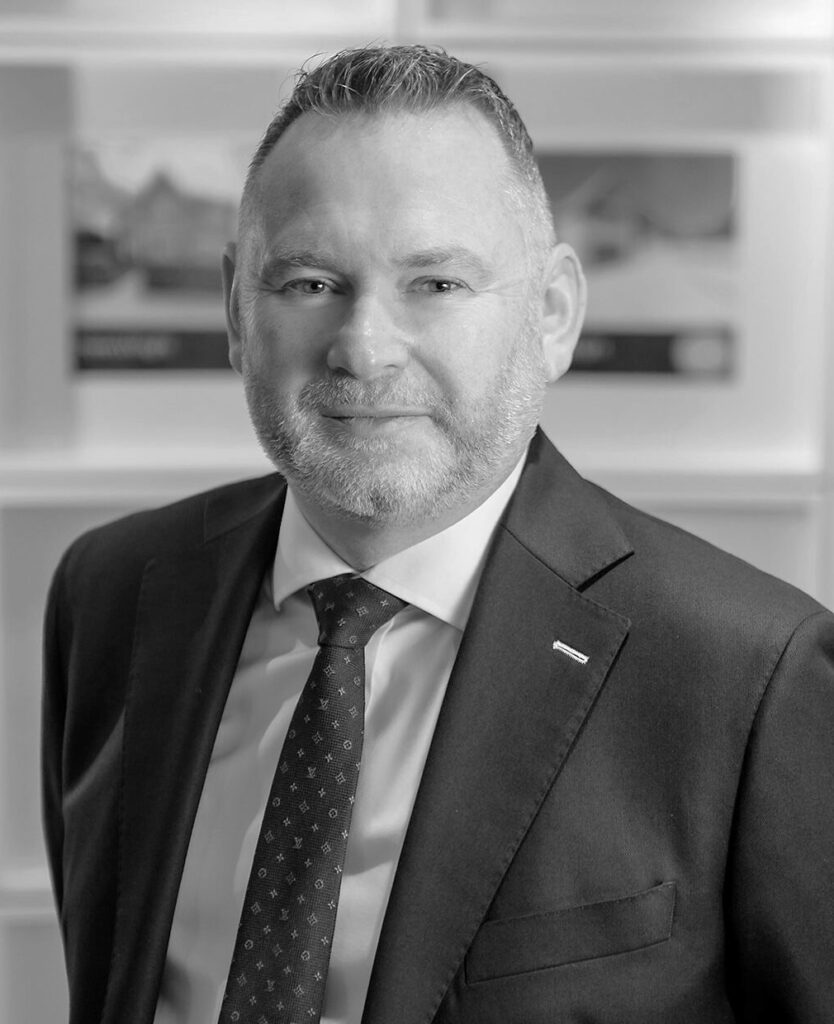 Ian Fry | Staff Directory | Contact Us | Fenn Wright